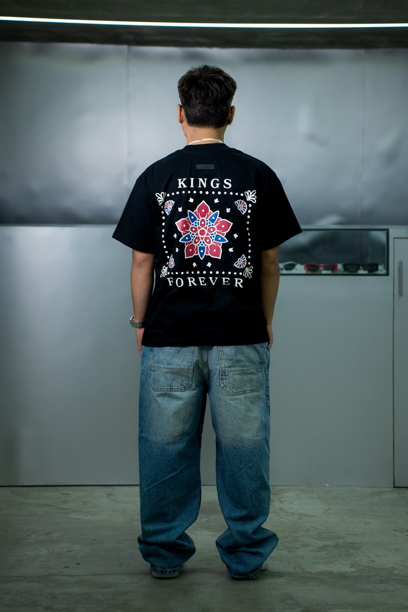 MANDALA – KINGS FOREVER